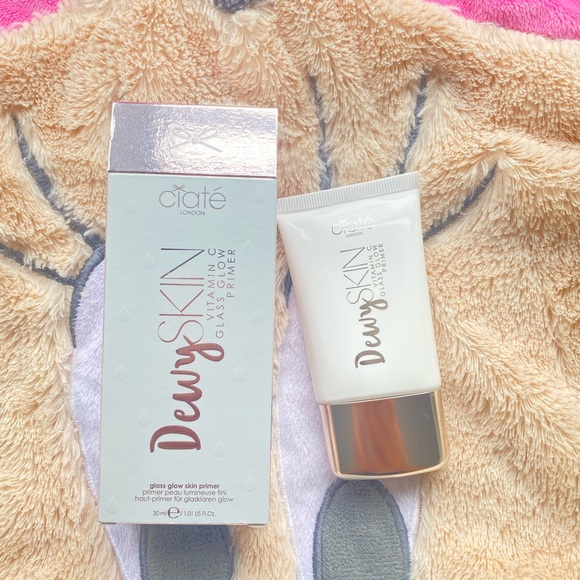 Makeup | Dewy Skin Vitamin C Glass Glow Primer | Poshmark